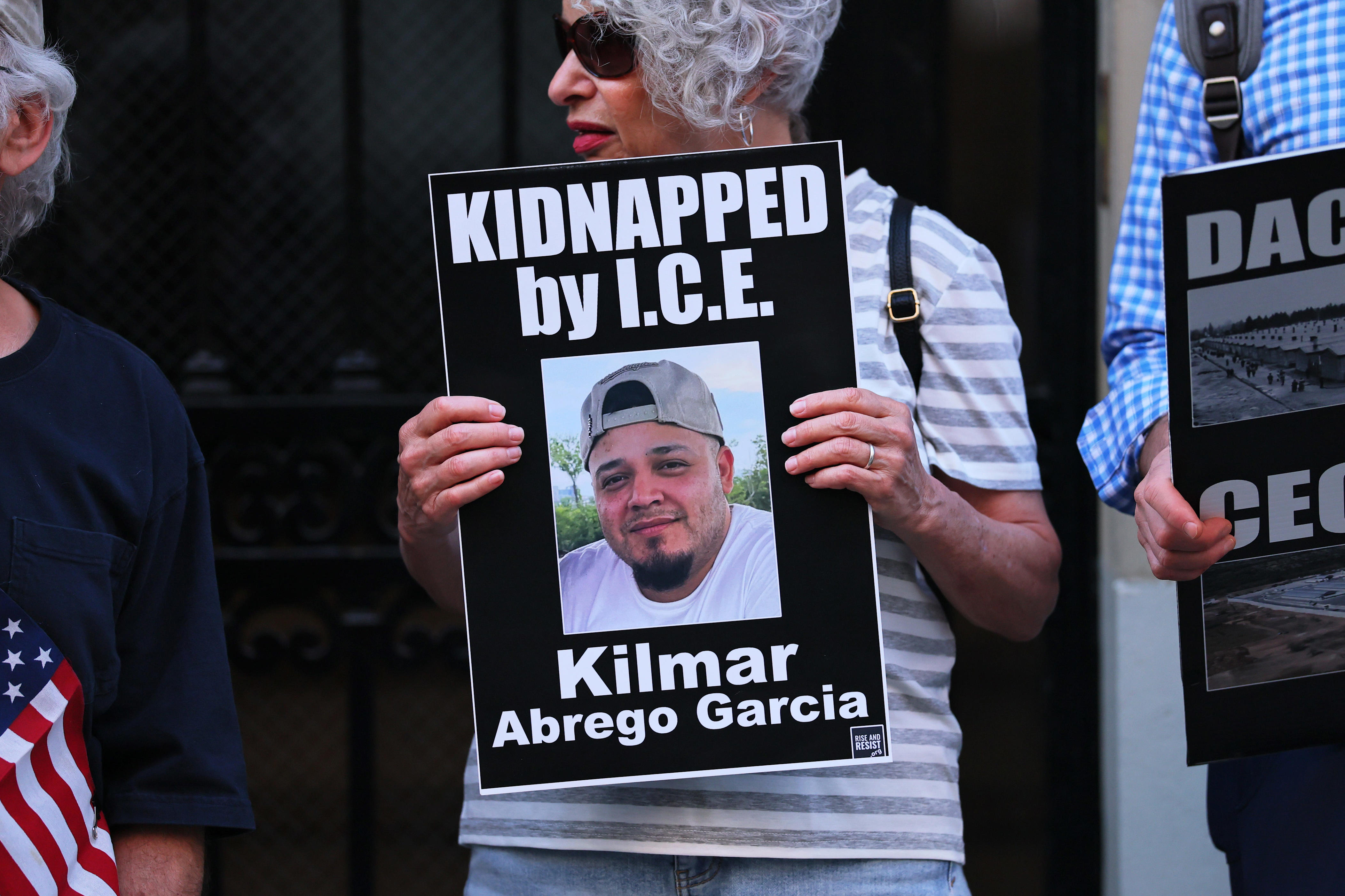 Live updates: No ruling on Kilmar Abrego Garcia detention after daylong ...