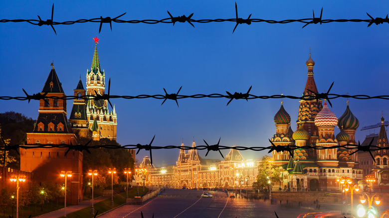 The Reason Why Most Airlines Don't Fly Over Russia