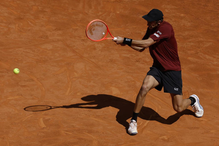 Matteo Arnaldi: età, altezza, carriera, fidanzata, ranking, stipendio ...