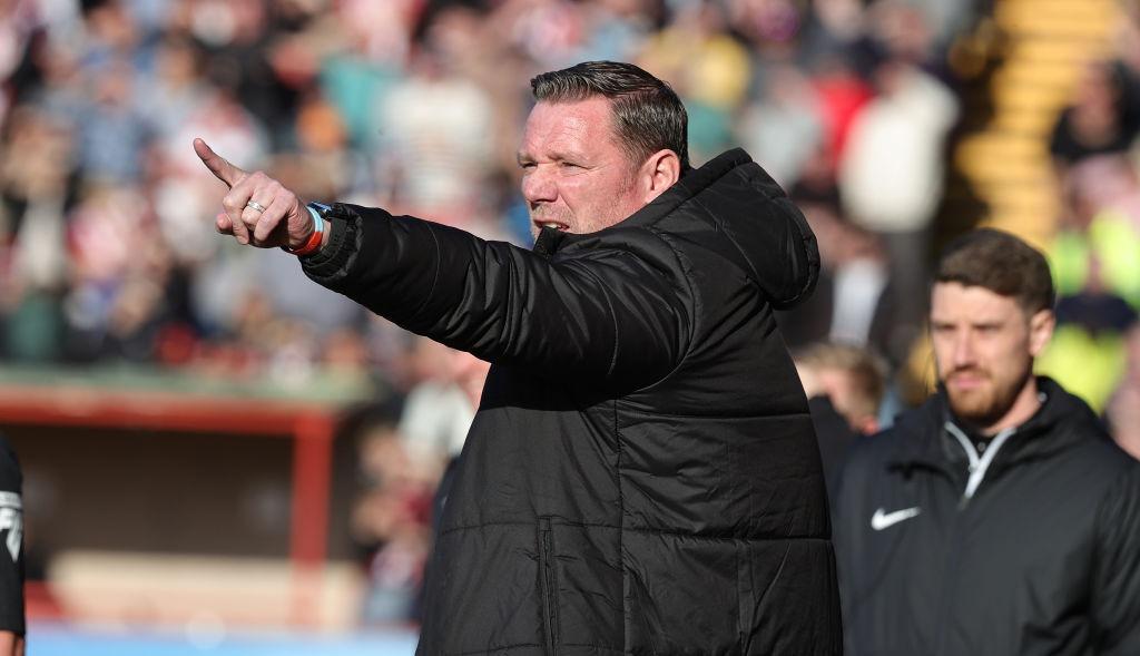 Angry Kevin Nolan apologises to Cobblers fans after fuming at 'worst ...