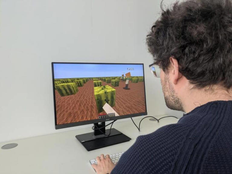 Key To Success? Minecraft Study Reveals Adaptability Beats All