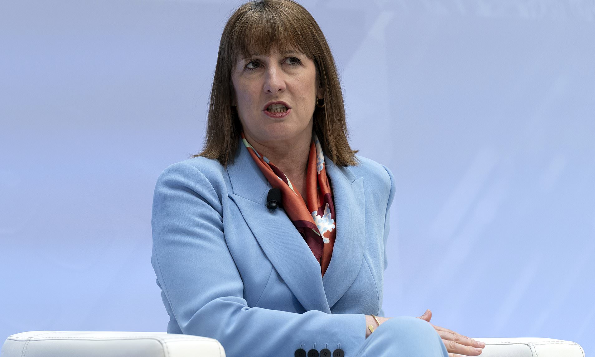 'Red tape Rachel' has called time on VE Day party, say hard-pressed pub ...