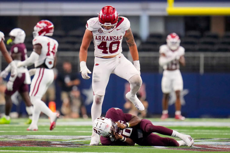 4 things to know: Bills draft DT T.J. Sanders, DE Landon Jackson on Day 2