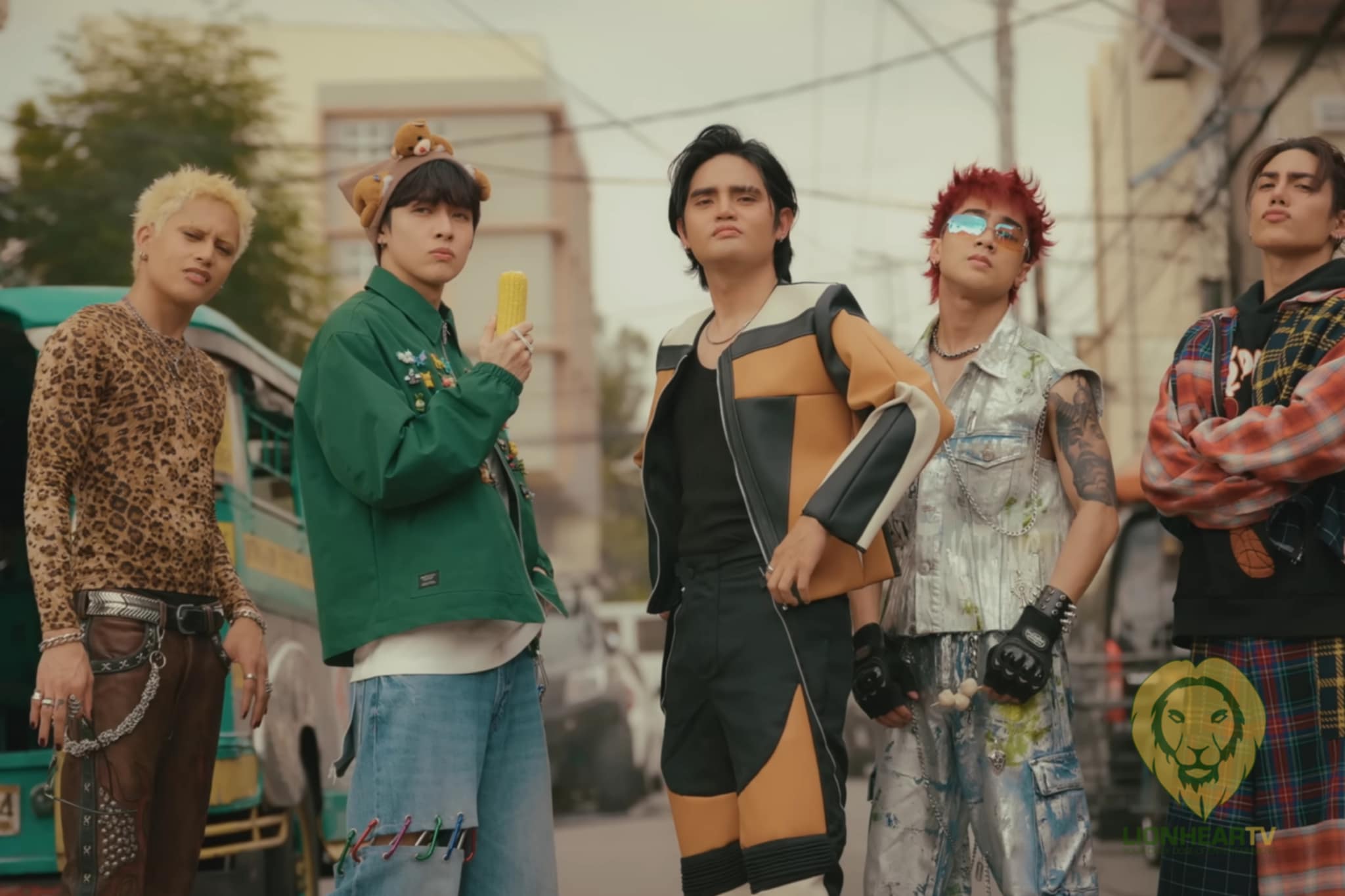 SB19, Alamat fans slam 'It's Showtime' over alleged use of AI versions ...