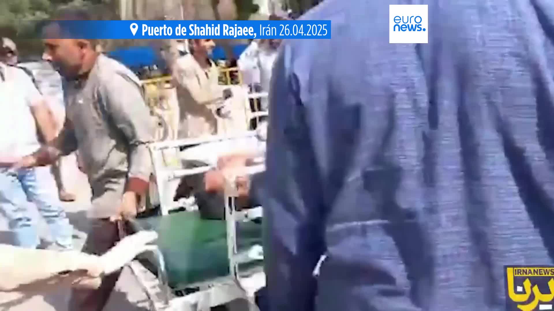 Una gran explosión sacude el puerto de Shahid Rajaee en Bandar Abbas ...