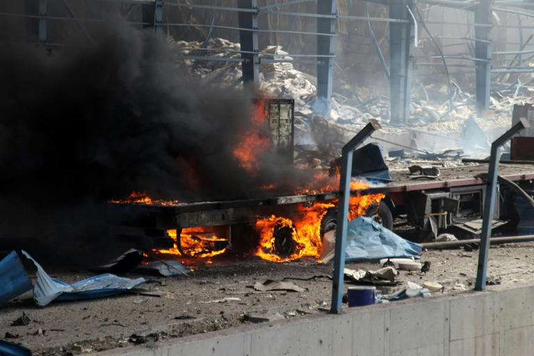 Massive blast in Iranian port linked to missile fuel kills 5, injures more than 700