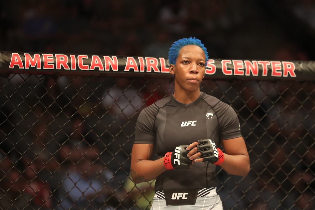 Joselyne Edwards noquea en el primer round a Chandler en UFC Kansas City