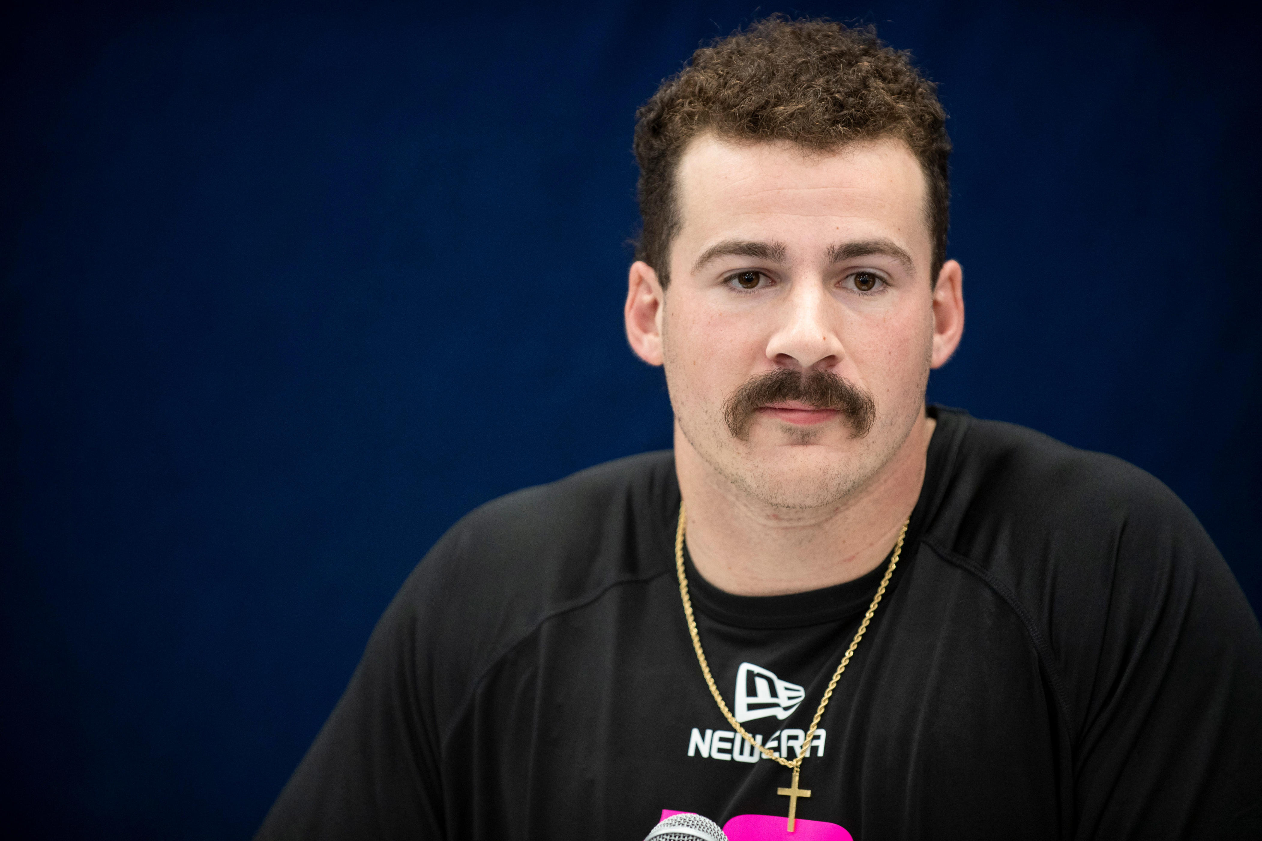 Seahawks view TE Robbie Ouzts as a fullback