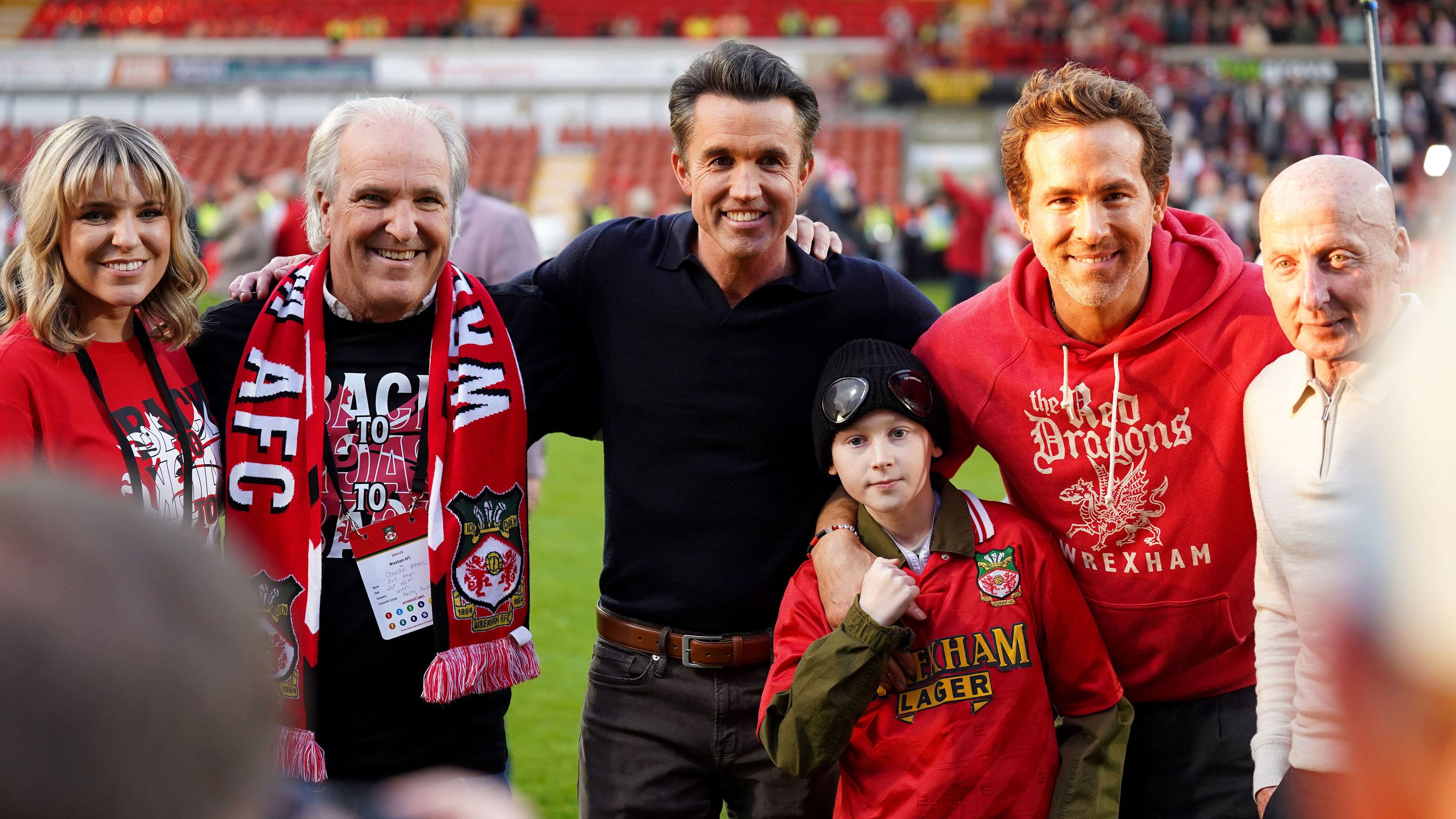 Ryan Reynolds and Rob McElhenney to shell out 'significant fee' to land ...