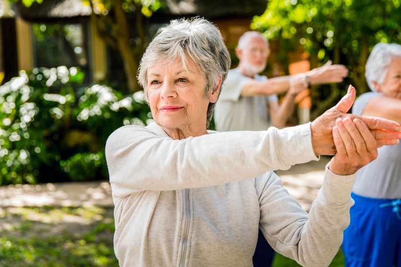 Recommended amount of exercise to reduce risk of high cholesterol explained