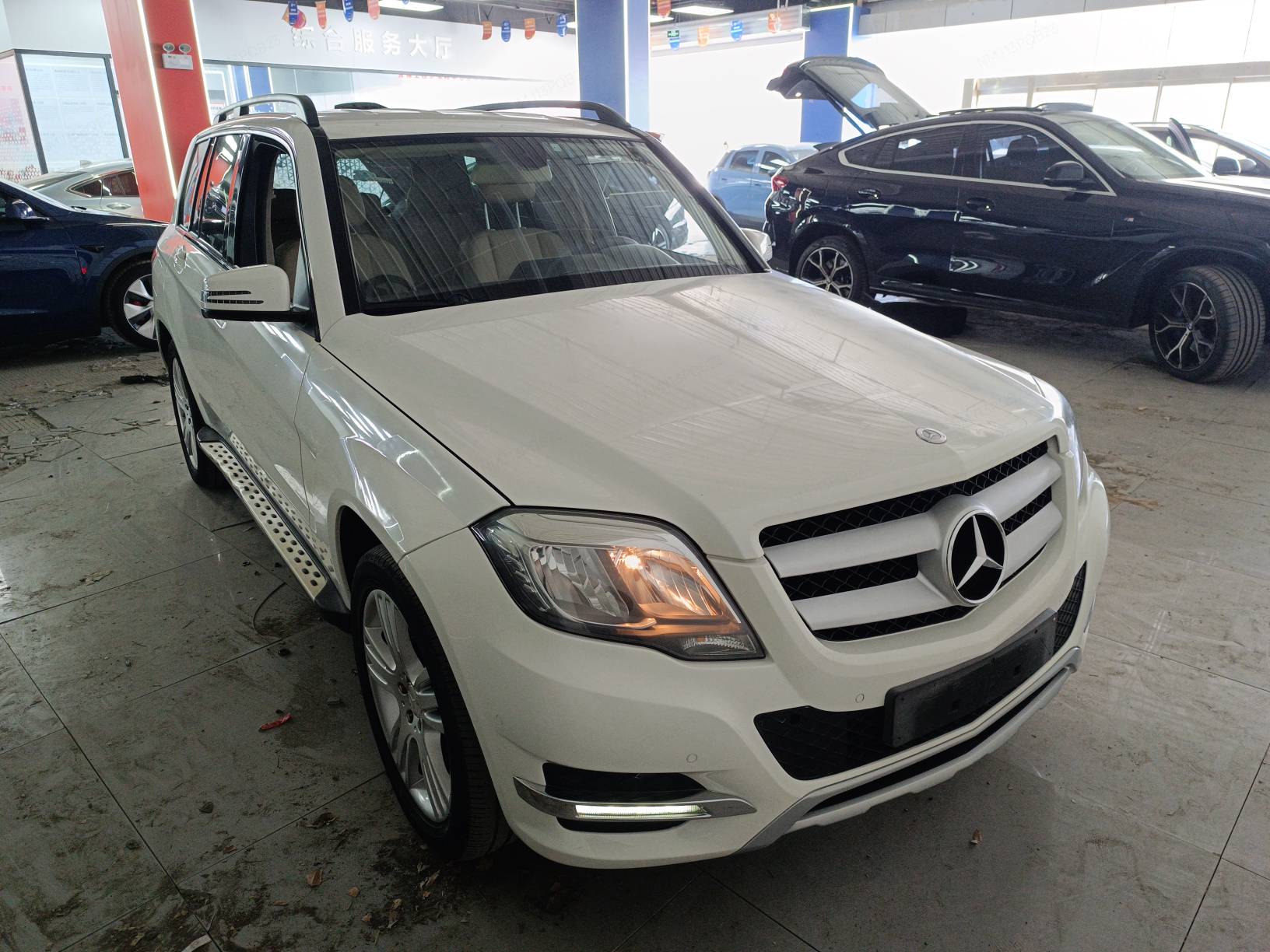 奔驰 奔驰GLK级 2012款 GLK 300 4MATIC 动感型实拍图