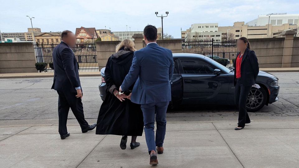 FBI director posts photo of arrested Wisconsin judge’s perp walk ...