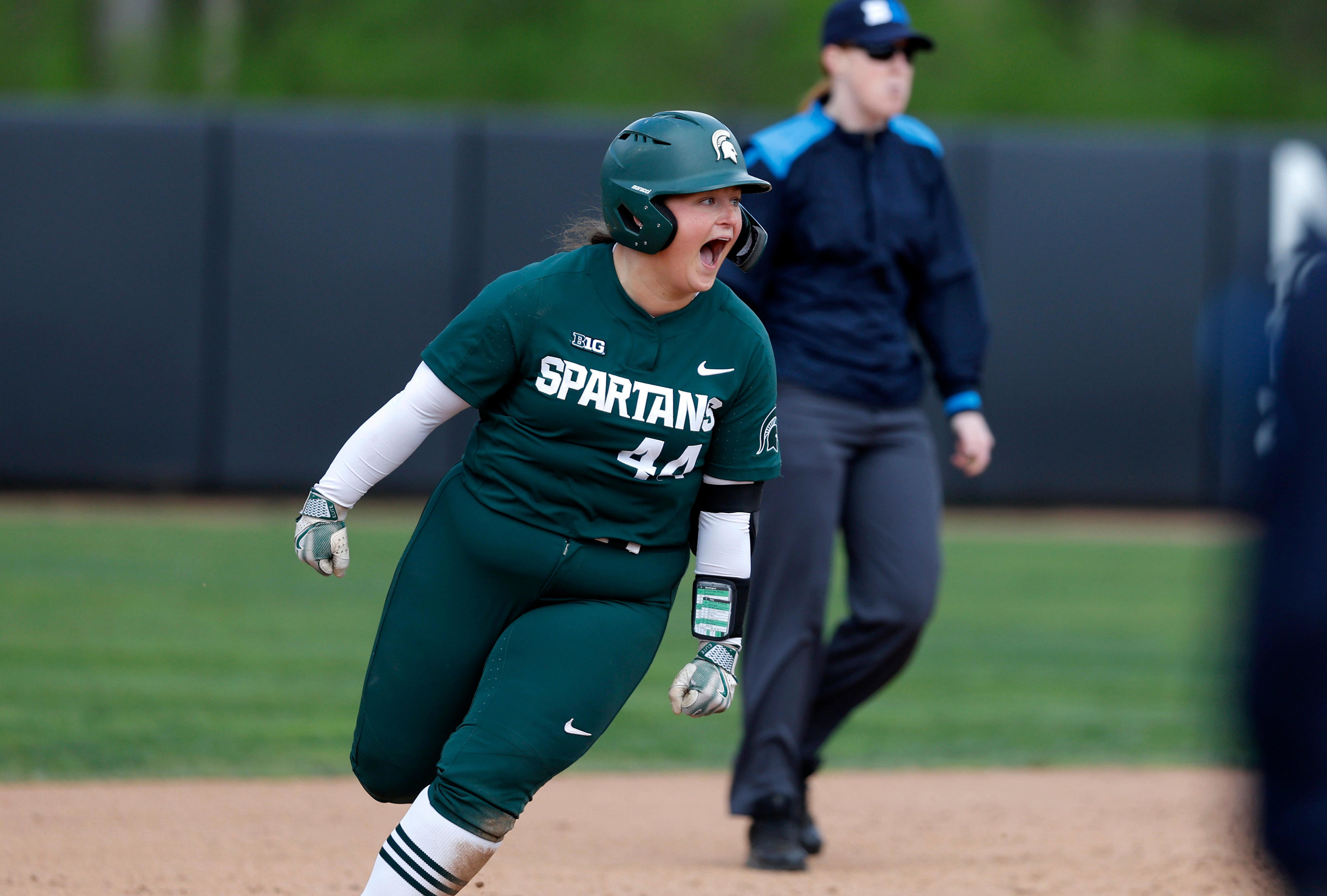 Spartan softball downs Iowa with senior weekend walk-off