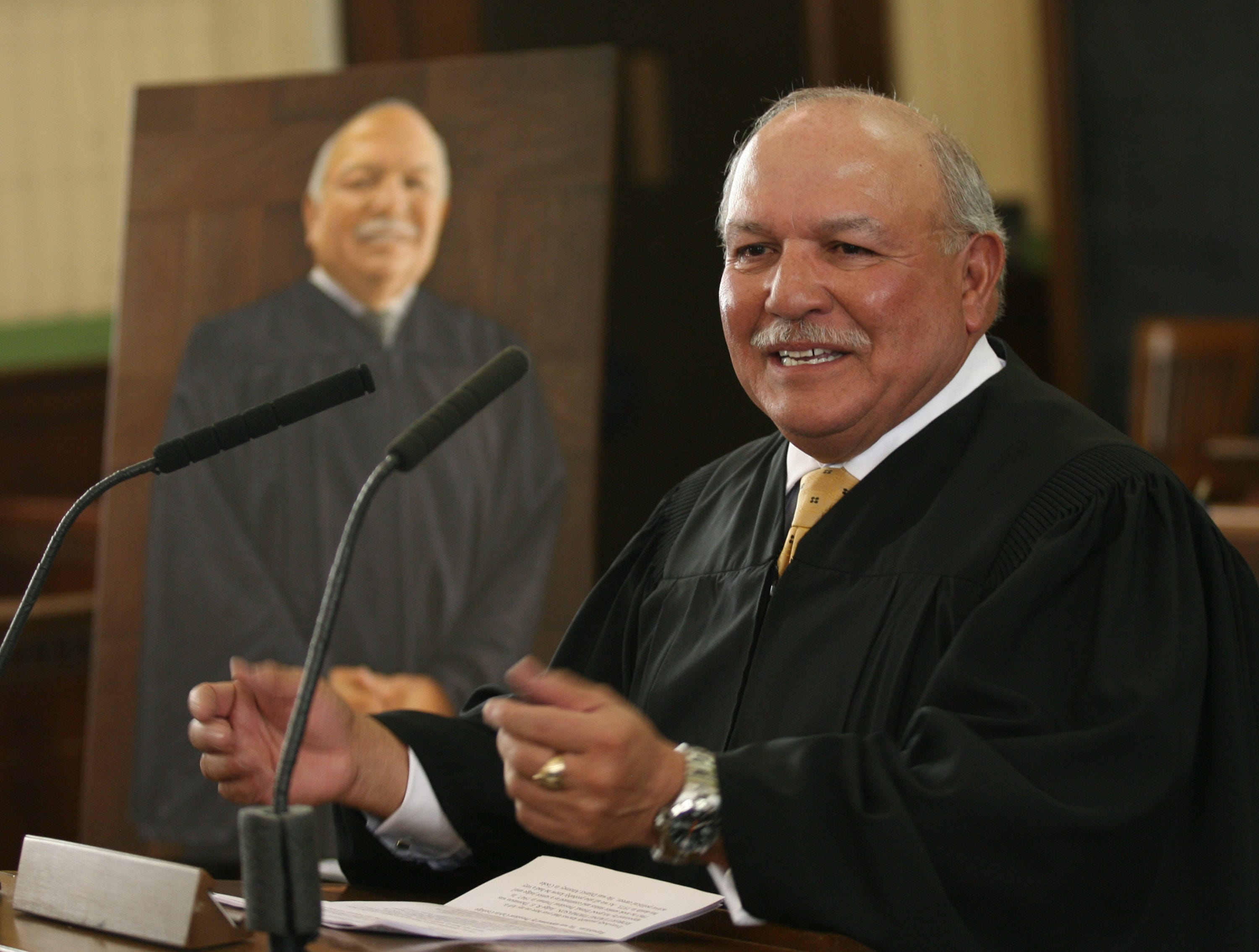 US judge in Texas orders release of Venezuelan couple, temporarily ...