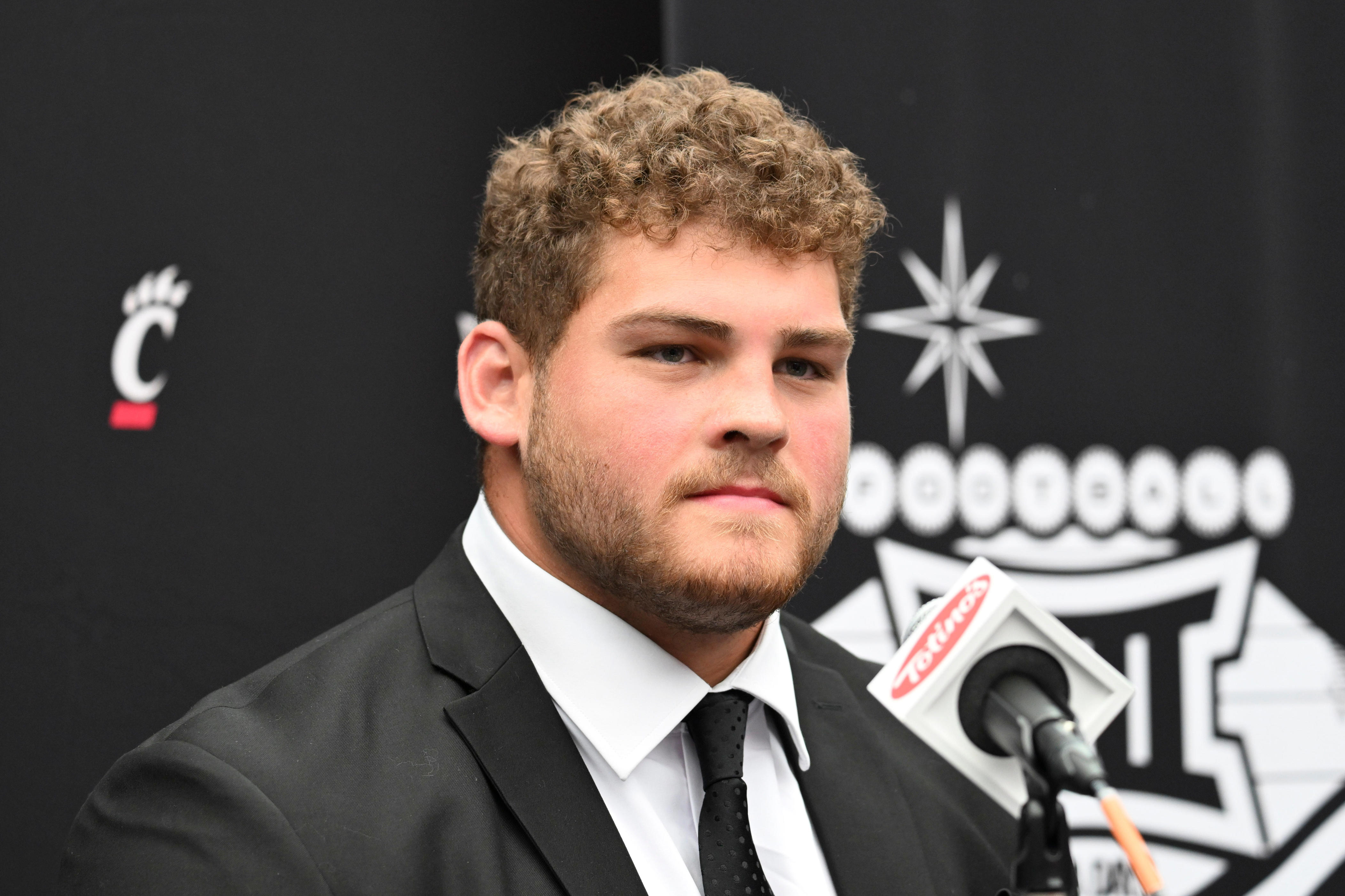 Cincinnati Bearcats guard Luke Kandra goes undrafted. Signs with ...