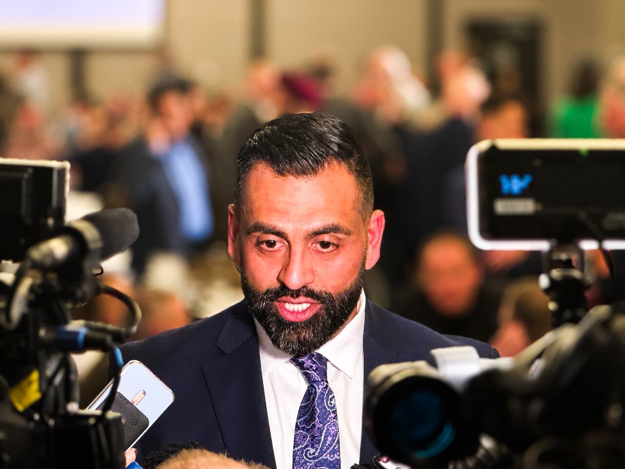 'Outright hostility' between Wab Kinew, Obby Khan unbecoming of their ...