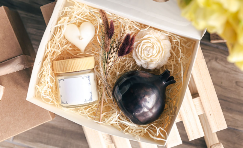 Unique Ideas to Celebrate Milestones with 50th Birthday Gift Baskets