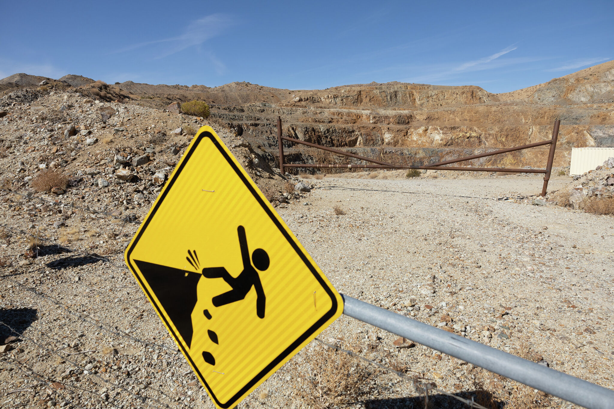 Two men rescued from 250-foot mine shaft in remote California desert