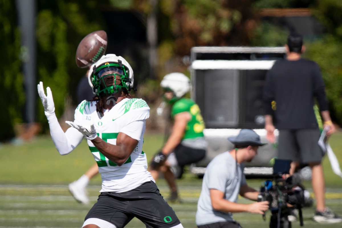 Surprise Contributor Emerges During Oregon Spring Game