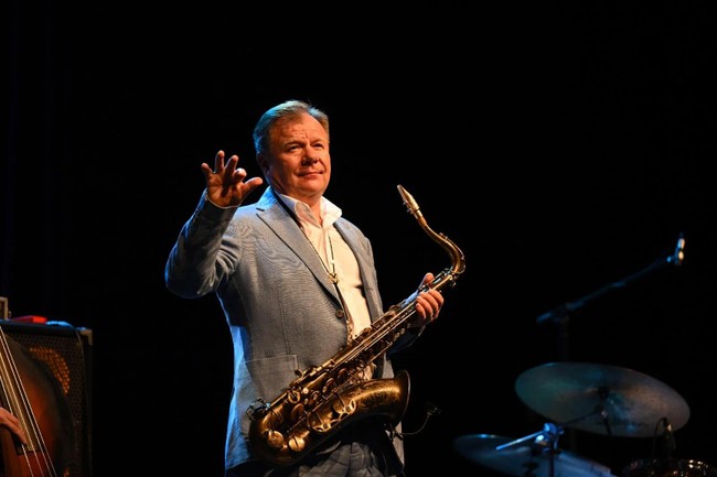 Jazzy affair: Renowned Russian saxophonist, Igor Butman, wows jazz ...