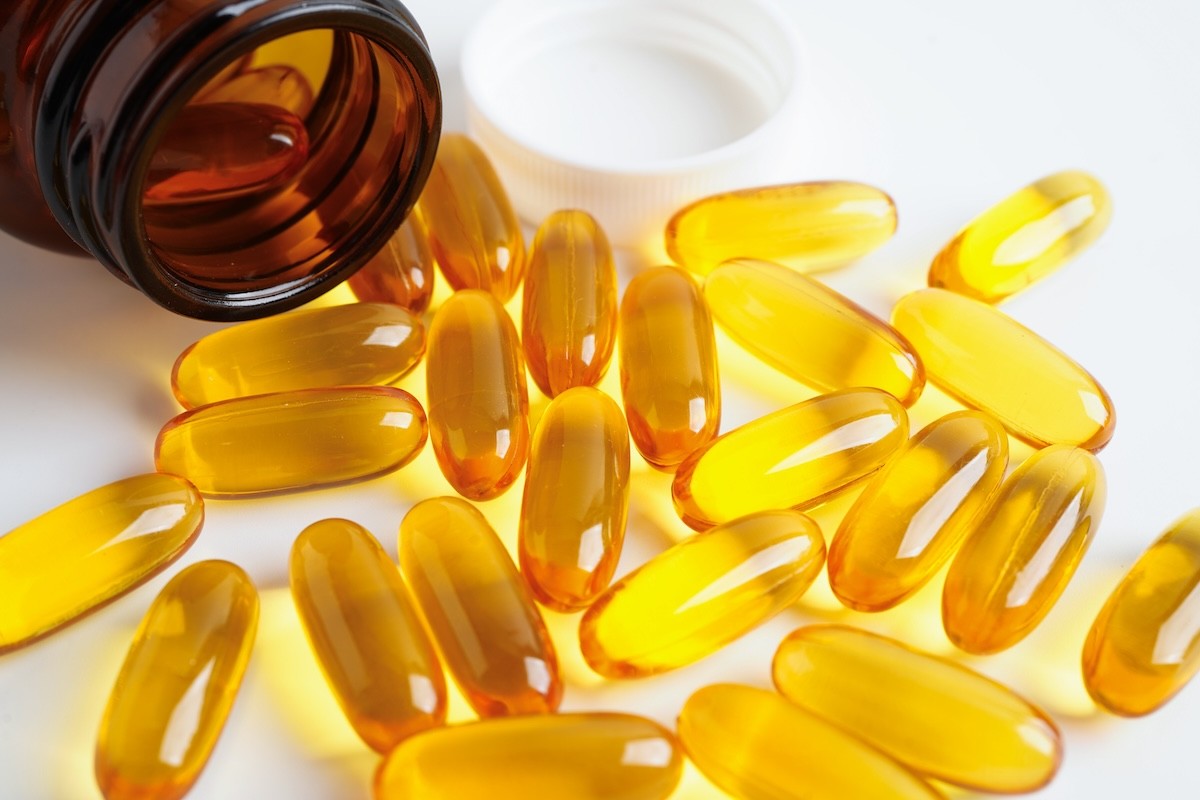 Doctors Share the Top 4 Health Benefits of Cod Liver Oil—And 3 Risks to ...