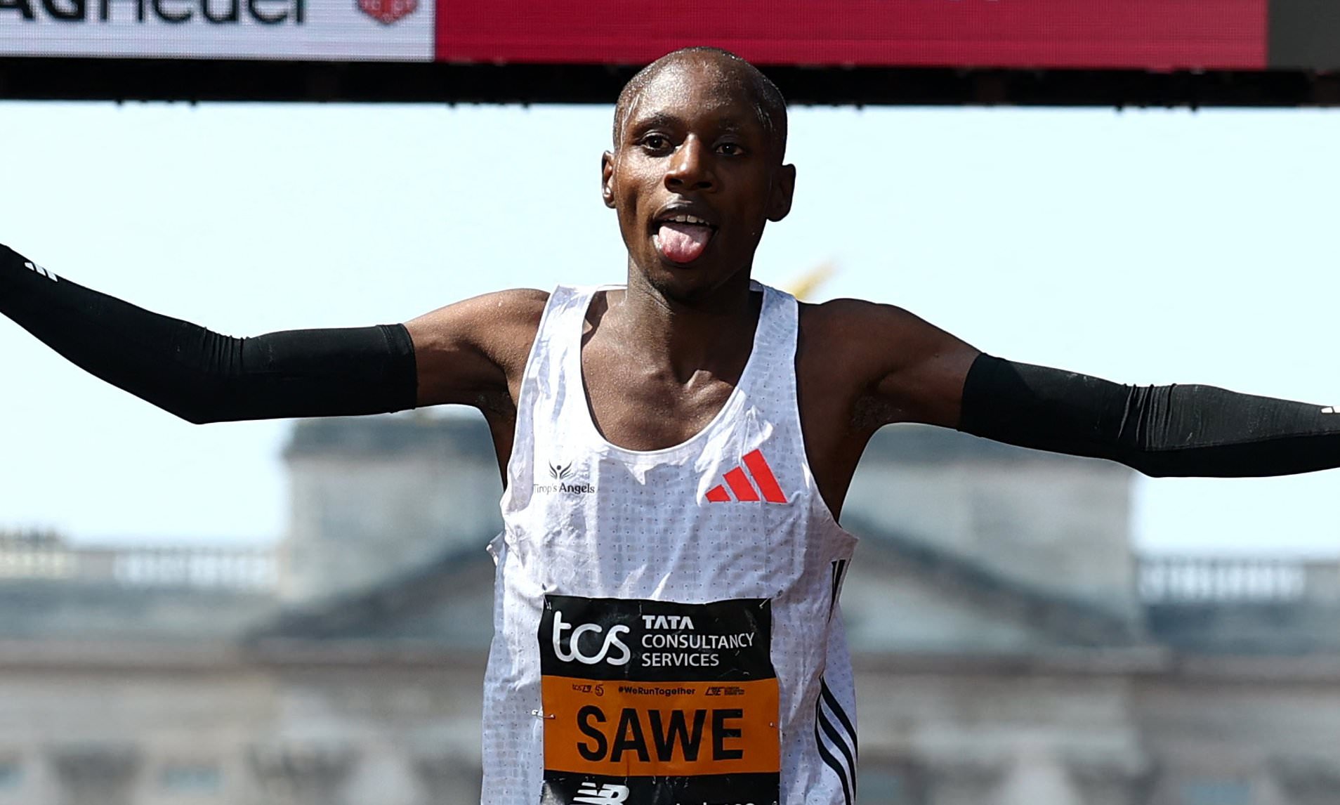 Sabastian Sawe WINS the London Marathon: Kenyan runner blows away men's ...