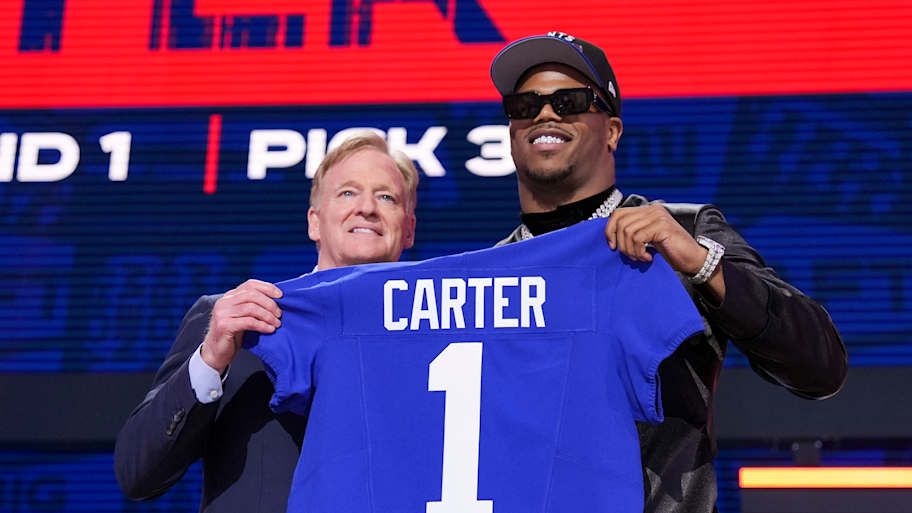 Abdul Carter’s reaction to Lawrence Taylor’s denial will make Giants ...