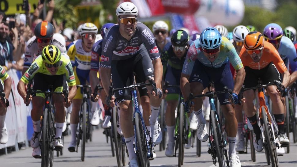 60. Cumhurbaşkanlığı Türkiye Bisiklet Turu'nun ilk etabını Simon ...