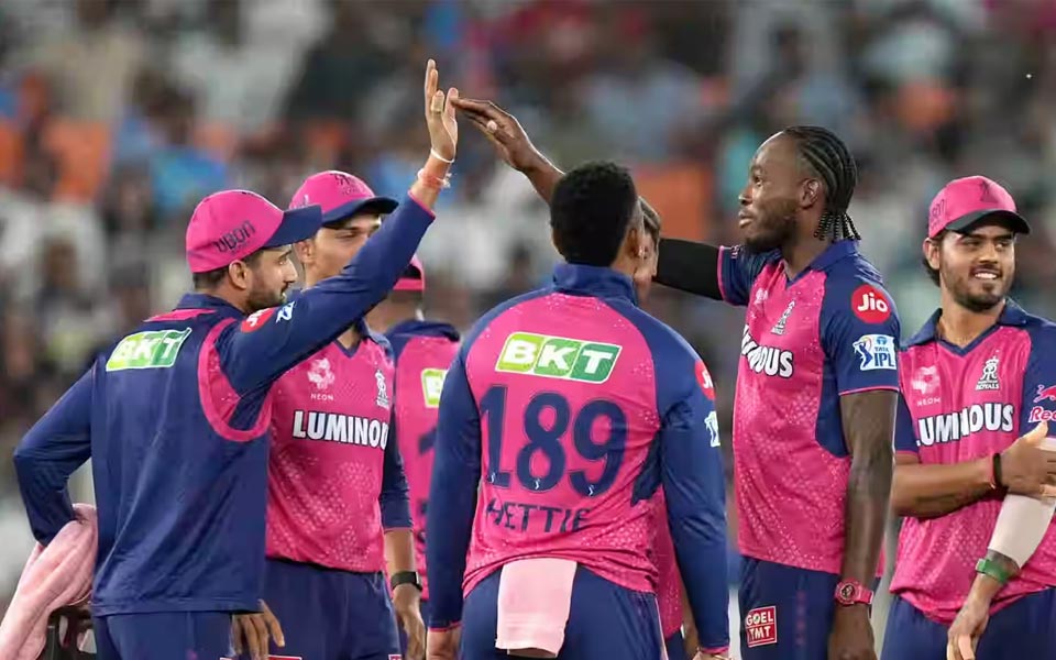 IPL 2025 Playoff Scenarios: Remaining matches and maximum points needed ...