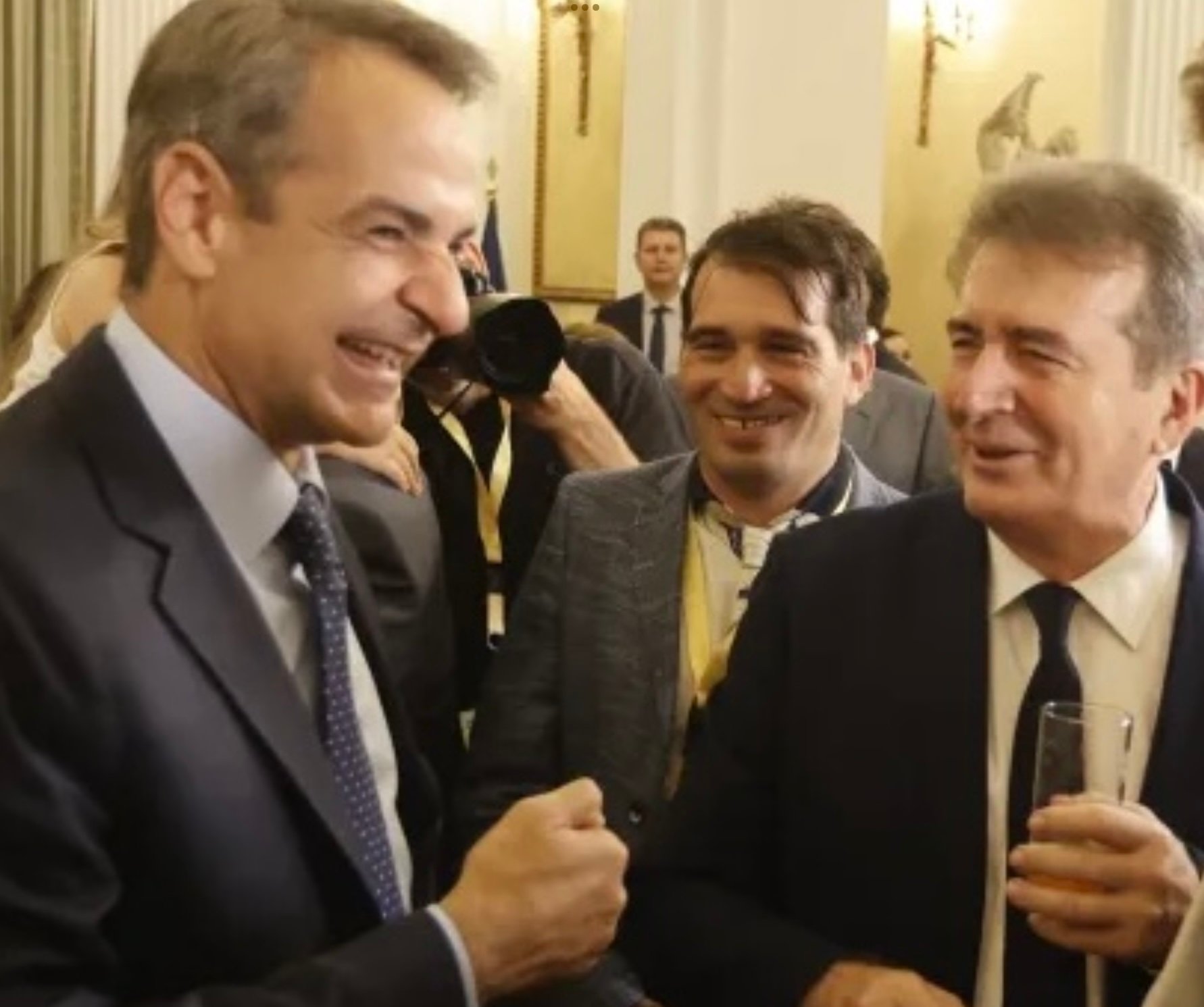 Κι η ντροπή ντρέπεται στην Ελλάδα…