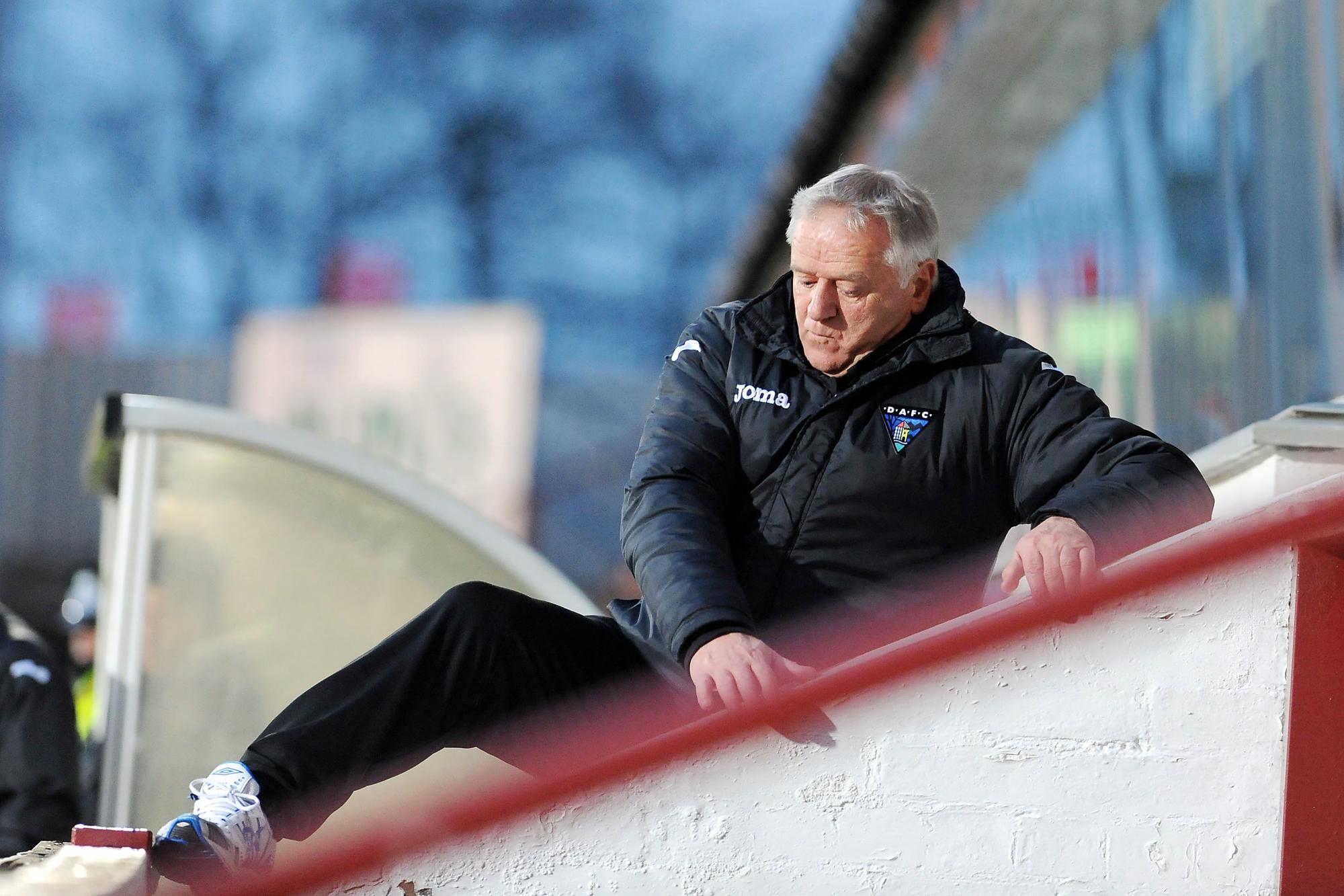 Neil Critchley's Hearts win ratio vs former Tynecastle gaffers & how he ...