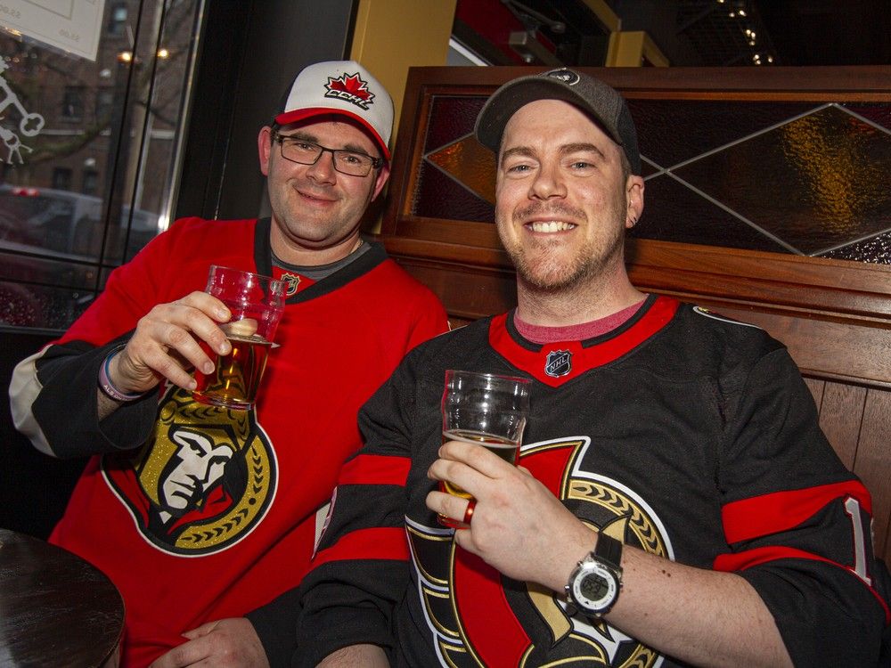 Deachman: Senators' triumph against the Leafs lights up Sens Mile