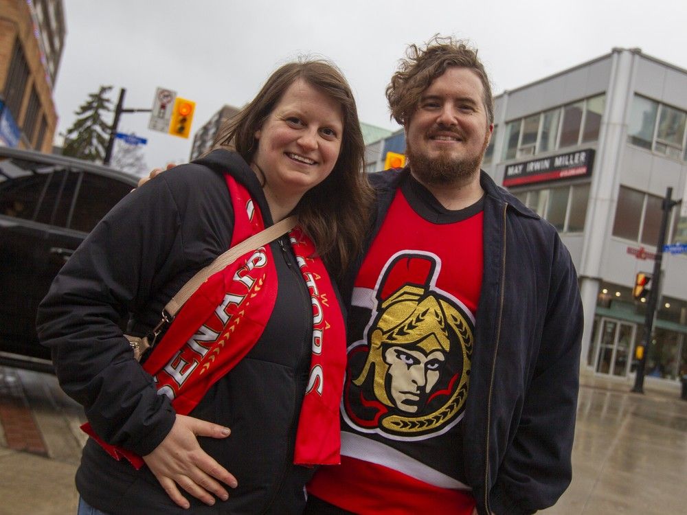 Deachman: Senators' triumph against the Leafs lights up Sens Mile