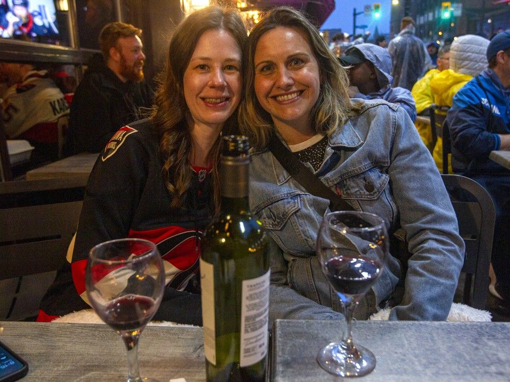 Deachman: Senators' triumph against the Leafs lights up Sens Mile