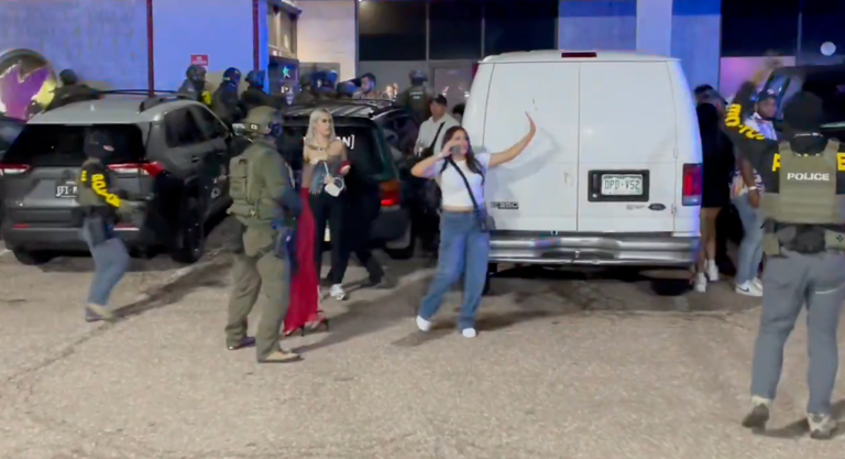 Trump praises video of Colorado raid where 100 undocumented migrants ...