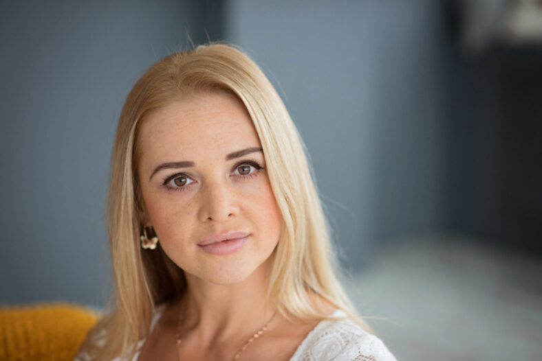 7 Signs Your Partner Is Nitpicking You