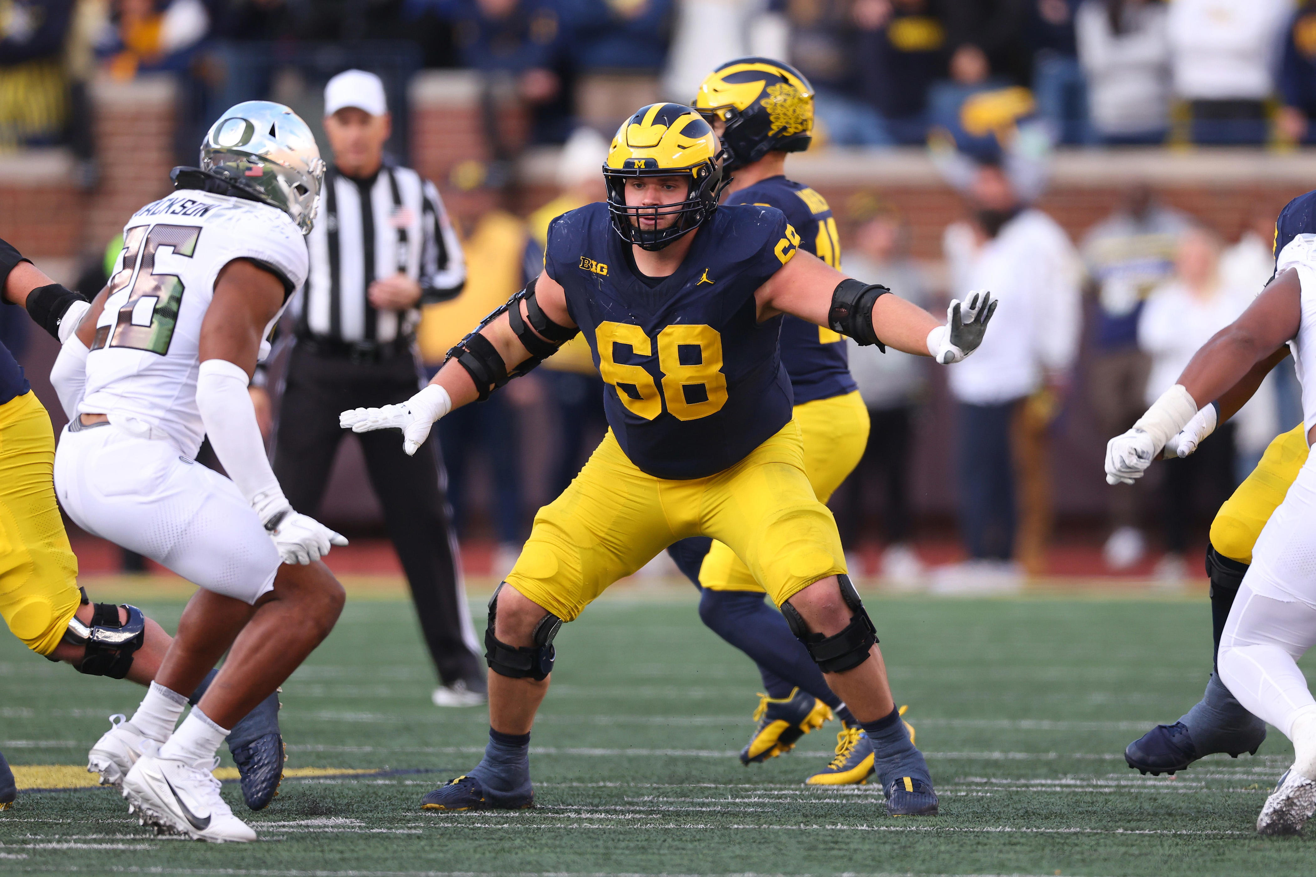 Football: Edwardsburg High School graduate Priebe signs with Miami Dolphins