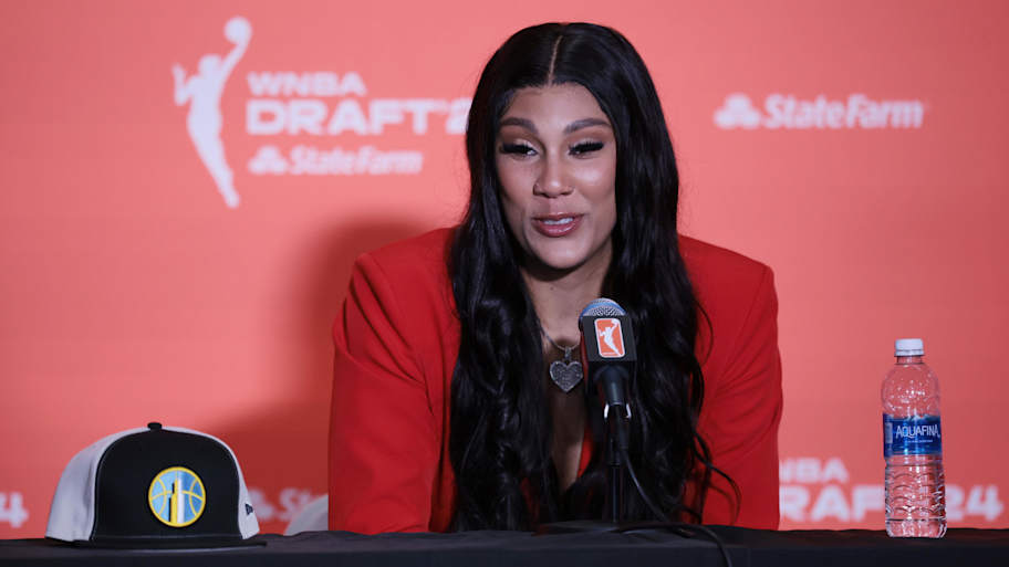 Sky Star Kamilla Cardoso Calls Back to South Carolina Dominance With ...