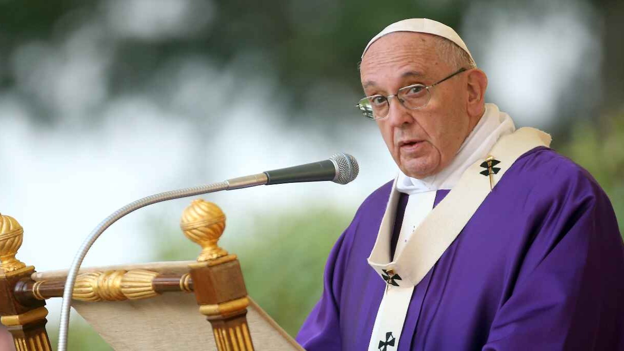 Pope Francis Funeral: Nun Breaks Important Protocol During Final ...