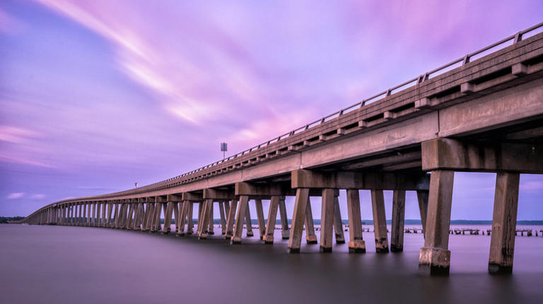 One Of Virginia's Oldest Waterfront Towns Is A Serene Escape Full Of ...