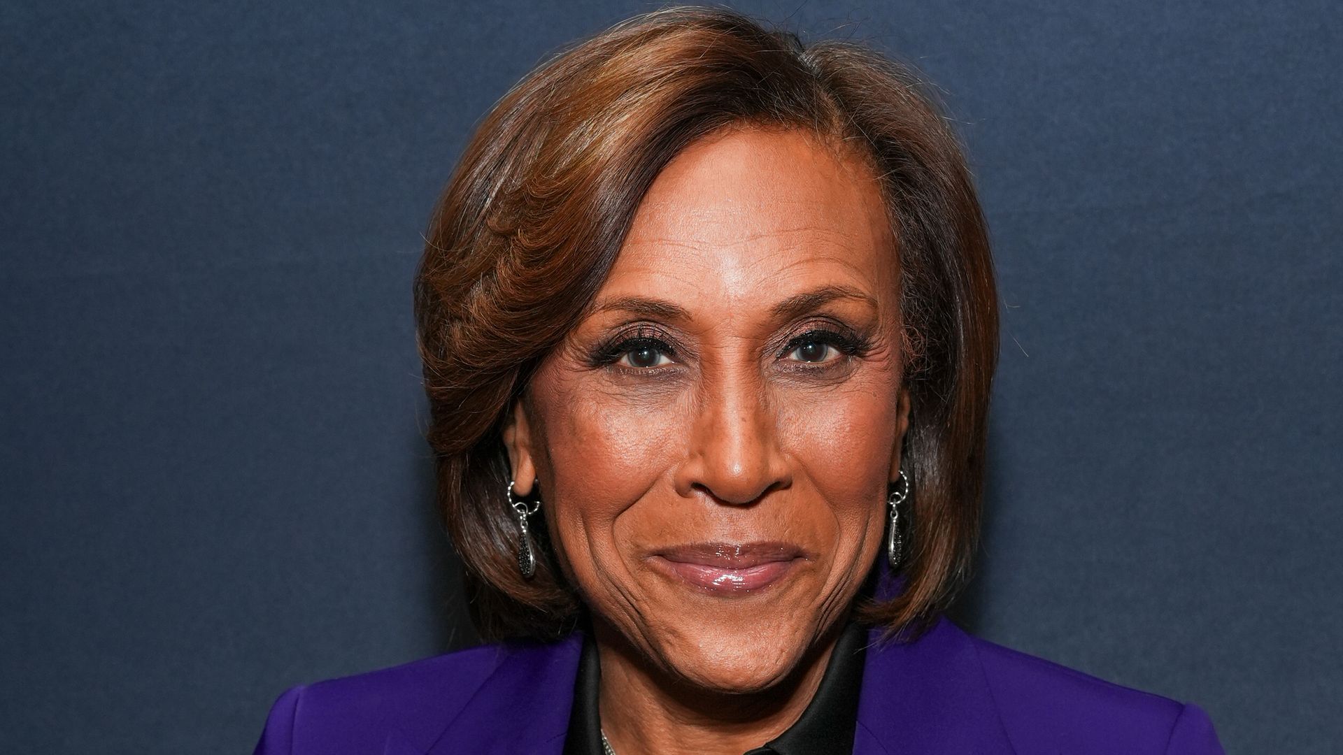 Robin Roberts spends weekend away from GMA home in NYC with lookalike ...