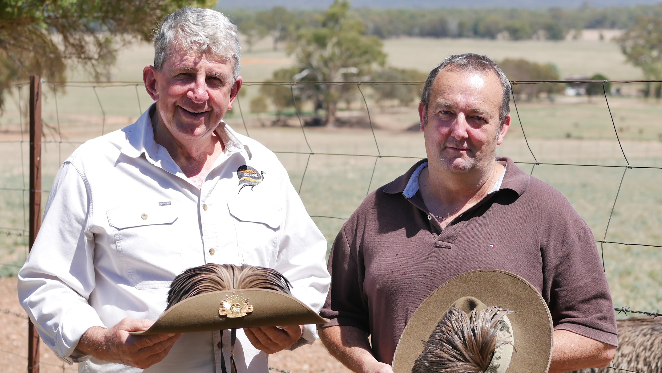 Ex-soldiers preserve emu plume tradition on slouch hats to honour army ...