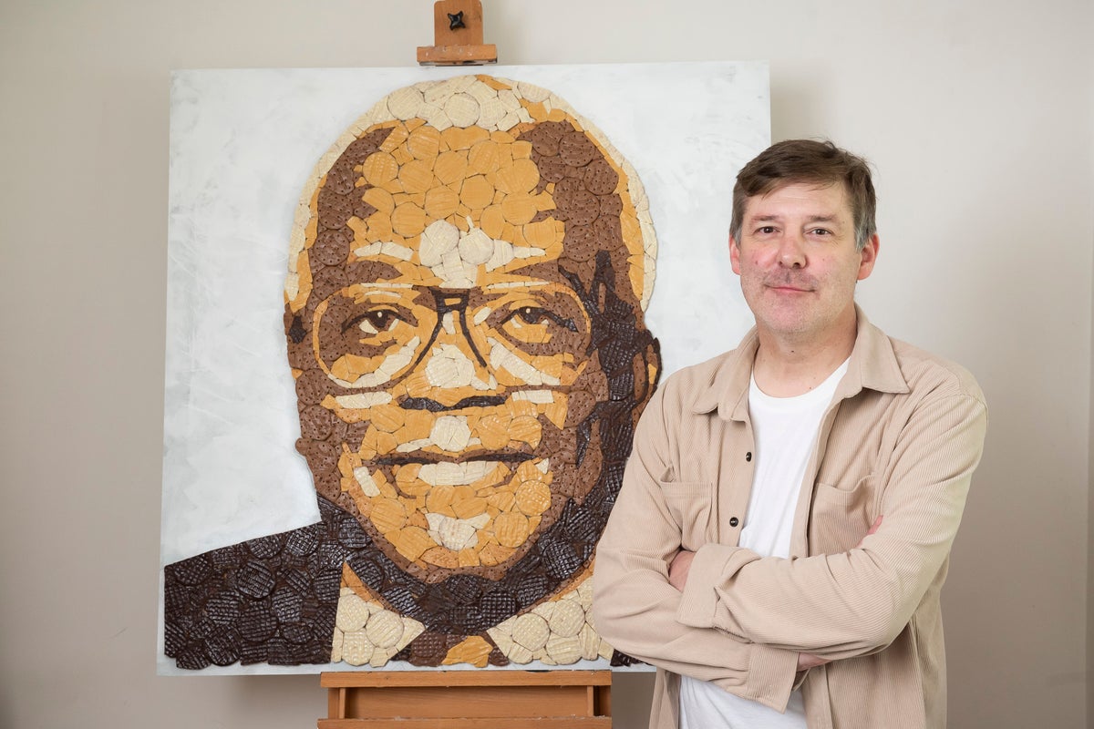 UK ‘icons’ depicted in biscuit form to mark 100 years of chocolate ...