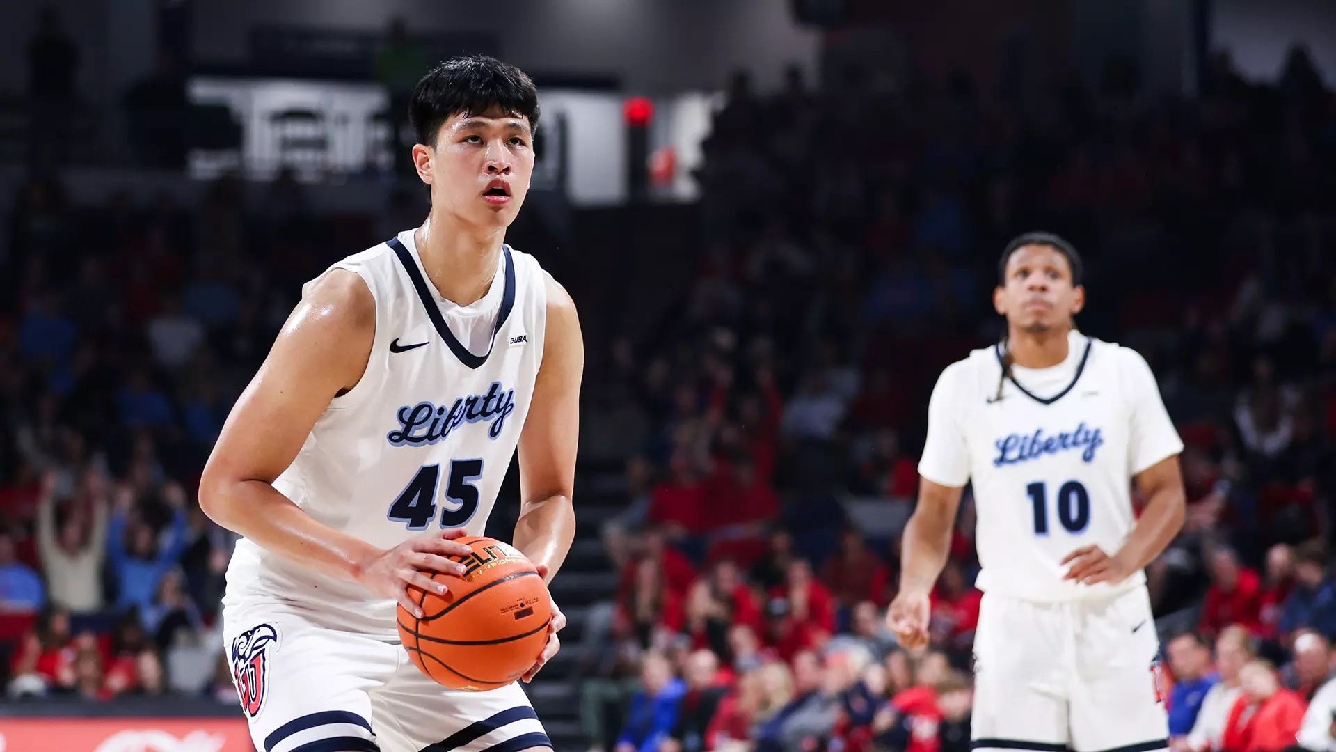 Bradley basketball gets 7-foot center from China via NCAA transfer portal