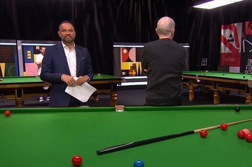 Steve Davis turns back on BBC snooker cameras and refuses to go on in ...