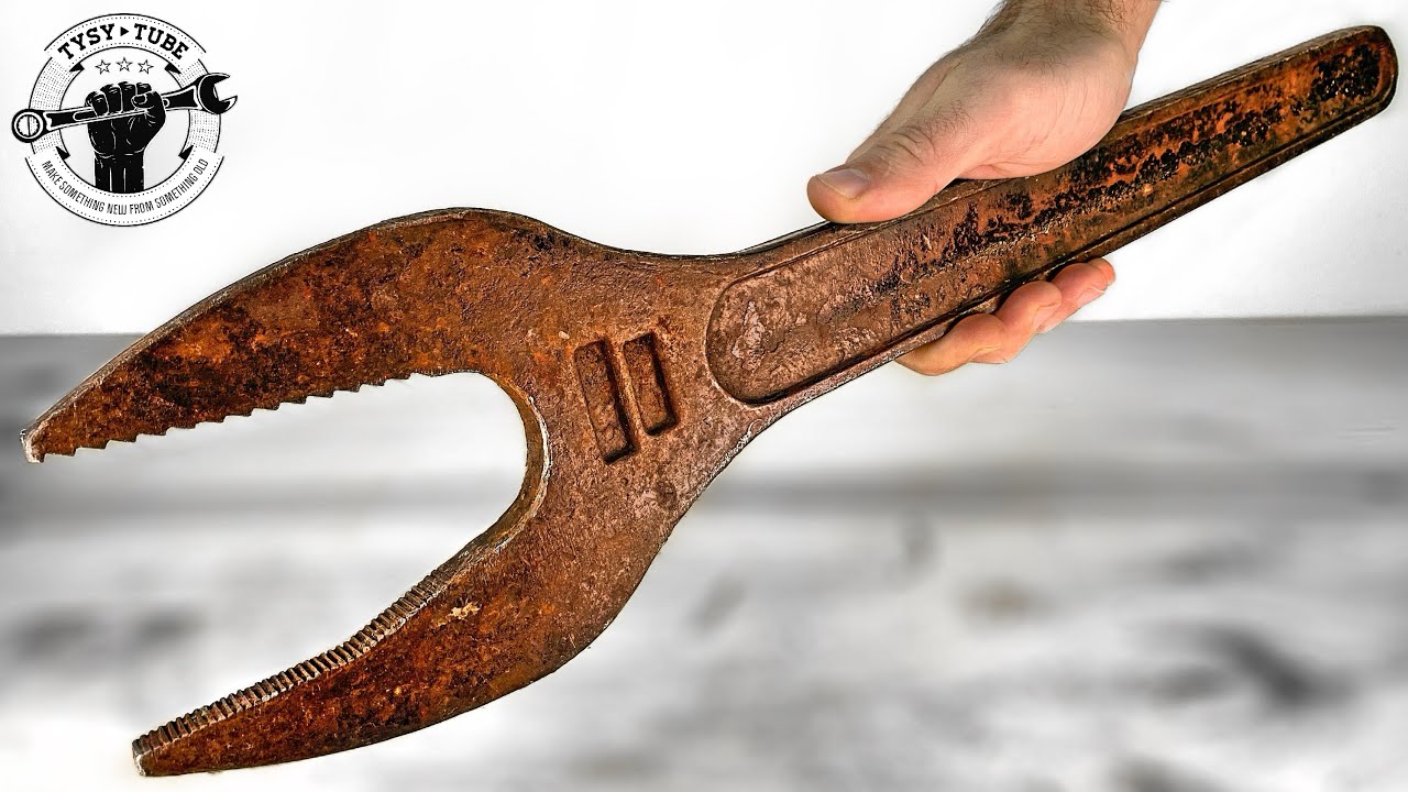 Restoring A Vintage WW2 Tank Wrench