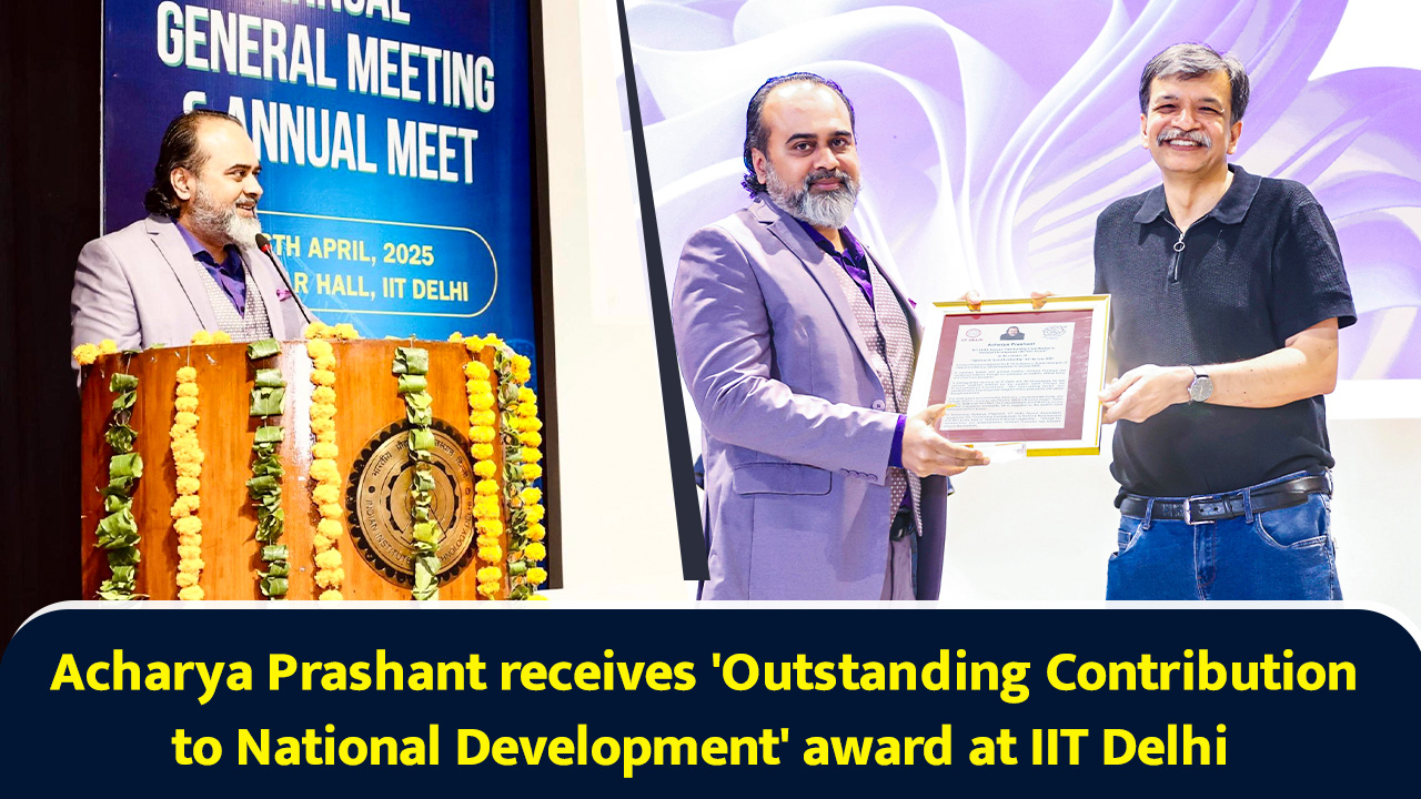 Acharya Prashant receives 'Outstanding Contribution to National Development' award at IIT Delhi