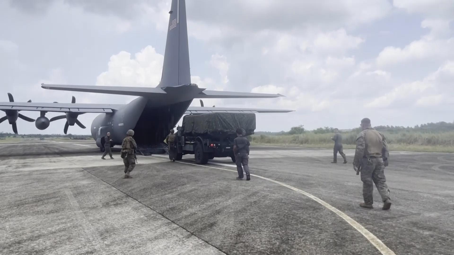 U.S. military transports anti-ship missile launcher to Philippine island