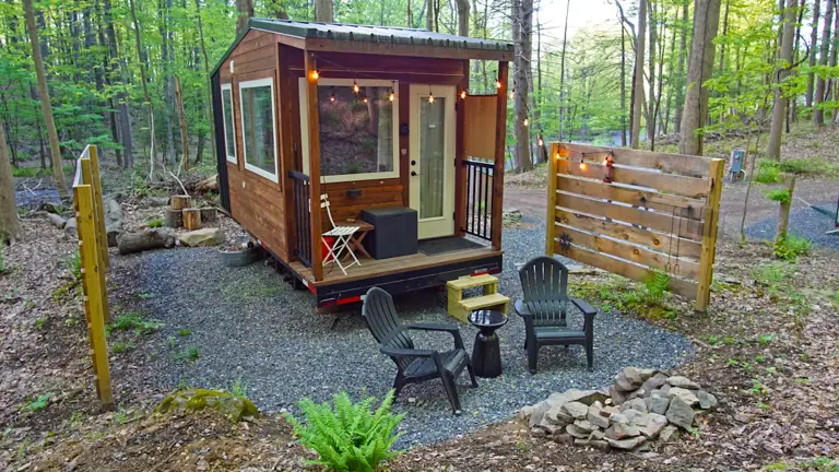 16 Incredible Spots for Glamping in New York