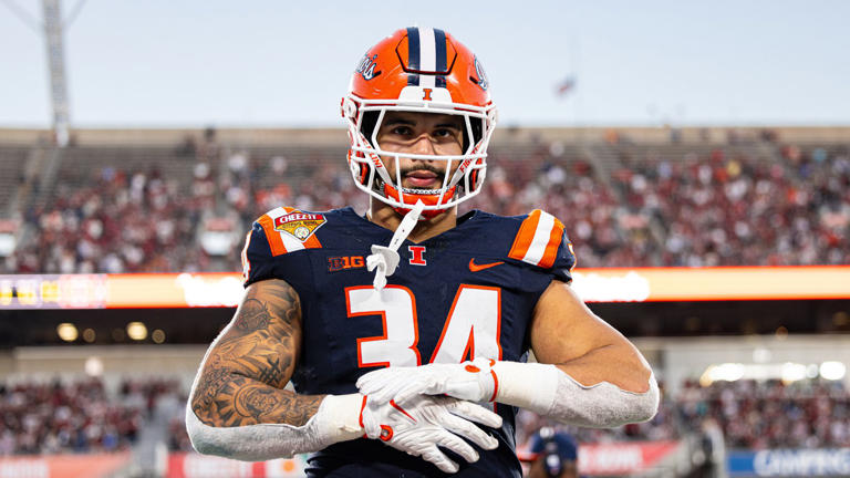 Former six-year Illini Ryan Meed invited to Philadelphia Eagles mini camp